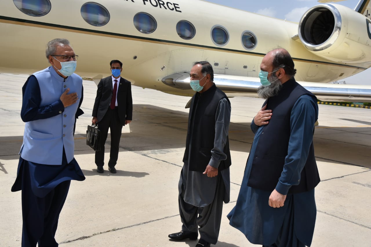 President Alvi urges upon people to follow social distancing • Quetta ...