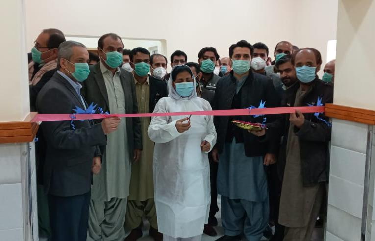 A Labourer, Nurse inaugurate a new ward at FJ Hospital Quetta