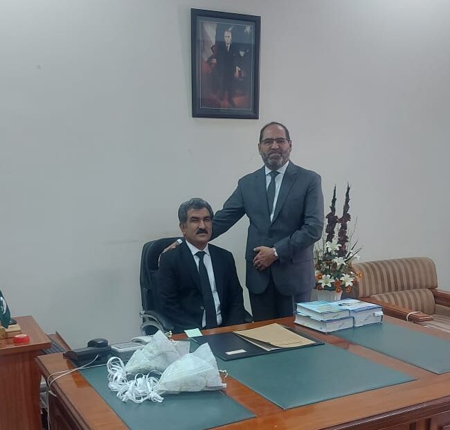 Chairman Services Tribunal Naseeb Tareen Advocate assumes charge