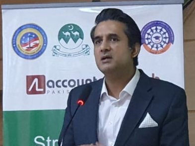 Plastic bags banned, crackdown soon: Commissioner Quetta Division