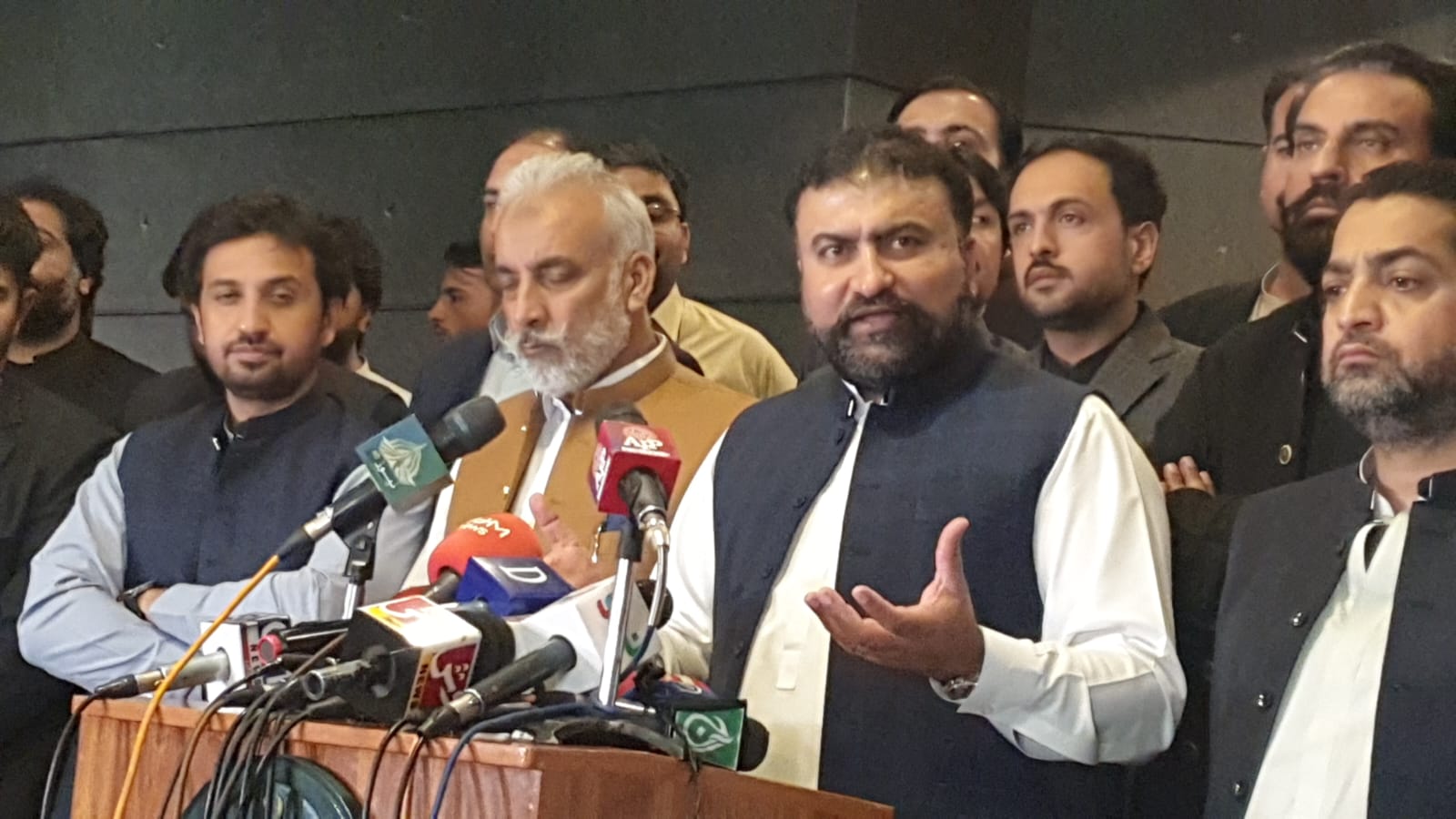 CM Bugti Advocates Dialogue Over Violence for Resolving Balochistan's ...