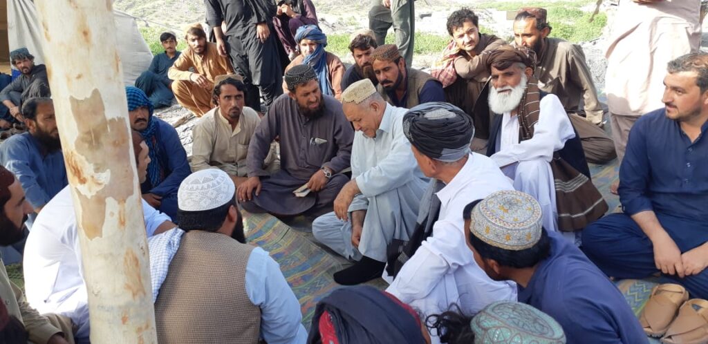 Two Coal Miners Trapped in Dukki, Balochistan Mine – Rescue Operation ...